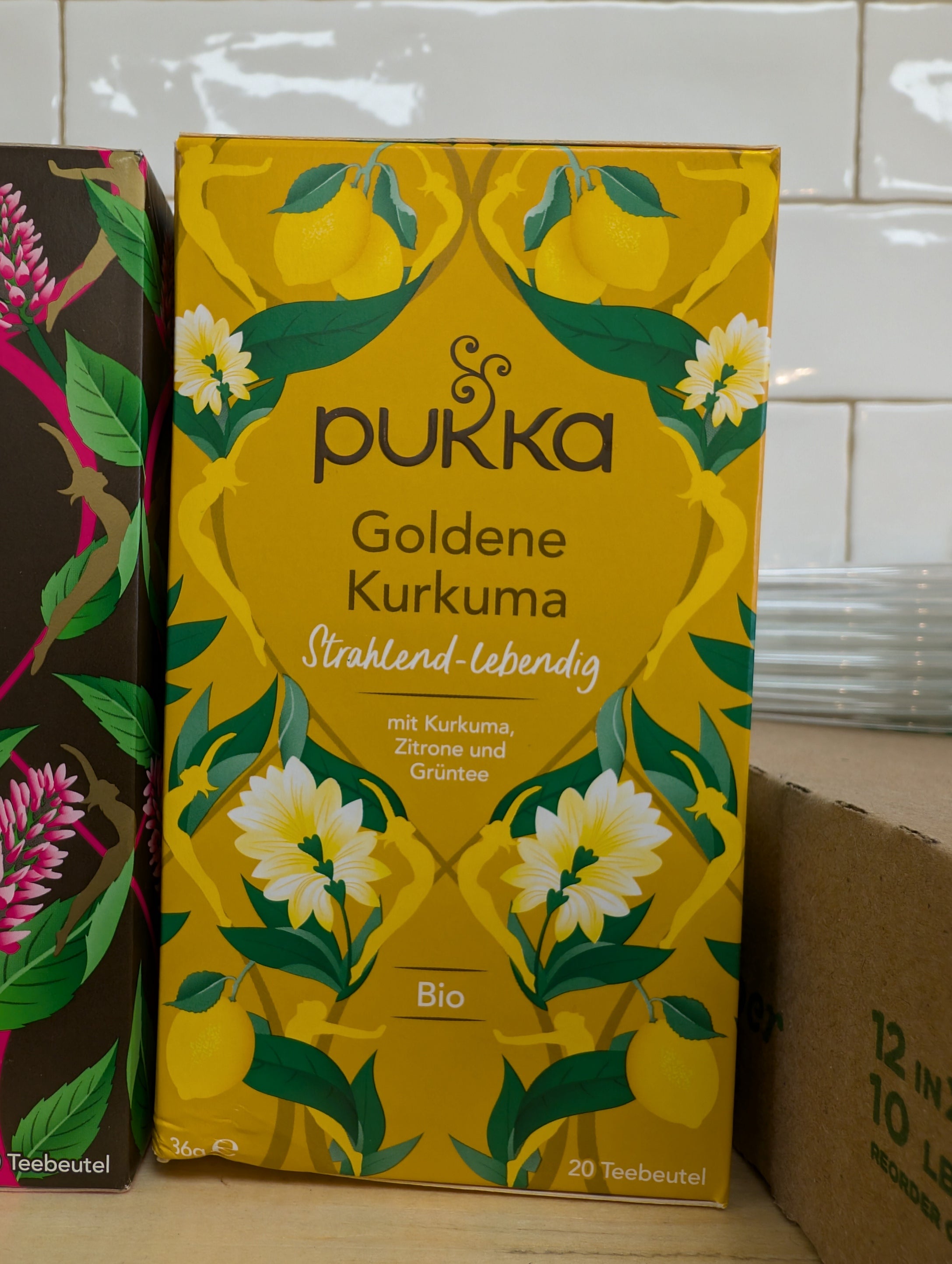 Hot Tea | Simply Spinelli CAFÉ